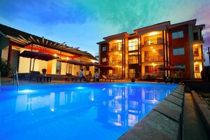 Deluxe 1- Bedroom Apartment With Swimming Pool (Kampala, Bukasa Road), otel  Kampala'dan