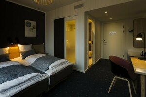 Hotel Strandparken (Zealand, Holbæk Municipality, Kalundborgvej, 58), otel  Holbaek'ten