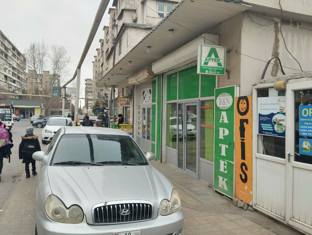Eczaneler Aptek, Bakü, foto