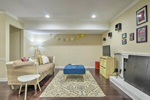 Tree-lined Durham Townhome: Close to Parks! (North Carolina, Durham County, Durham, Durham), otel  Kuzey Carolina Eyaleti'nden