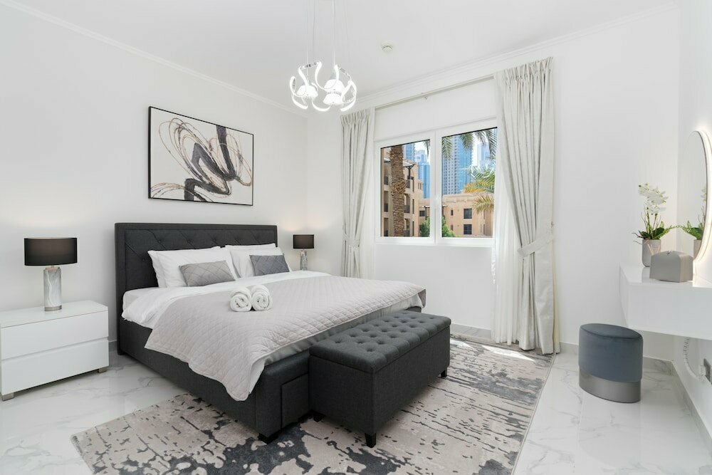 Kısa süreli konaklama Whitesage - Fully Renovated Spacious 2br Apt. with Burj Views, Dubai, foto
