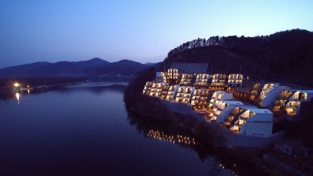 Otel W Jiwoo Resort, Gyeonggi İli, foto