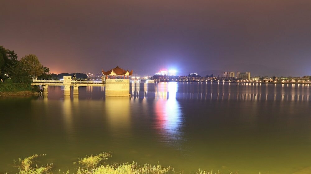 Otel Happy Hotel, Sichuan, foto