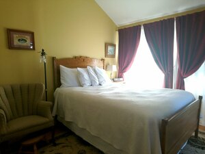 Fig Street Inn (United States Route 20, 720), otel  Virginia'dan