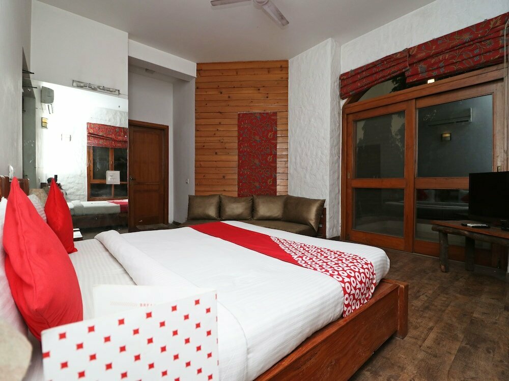 Otel Oyo 14104 Pearl Villa's, , foto