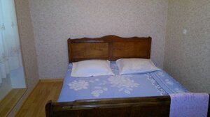 Guest house Besarioni (Niko Pirosmani Street No:32, City of Borjomi), otel