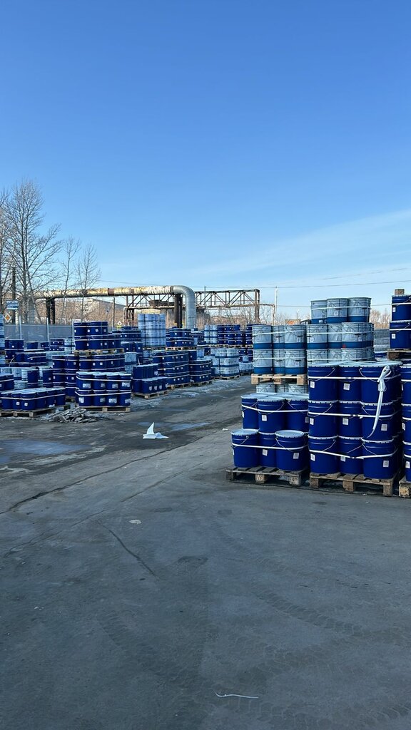 Boya ve cila malzemeleri üretim ve satış yerleri Adgezionnue resheniya, Ufa, foto