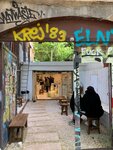 Shavi Garage (Lado Asatianis Street No:28), kahve dükkanları  Tiflis'ten