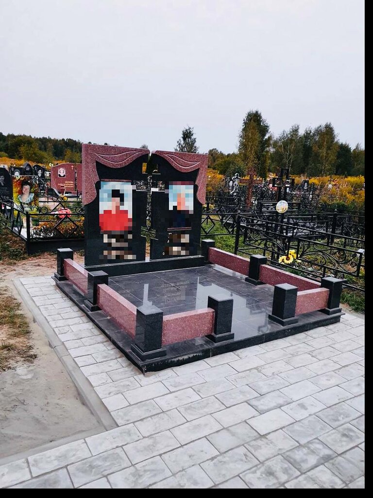 Heykel ve mezarlık taşı üreticileri Alexandrite, Nijni Novgorod, foto
