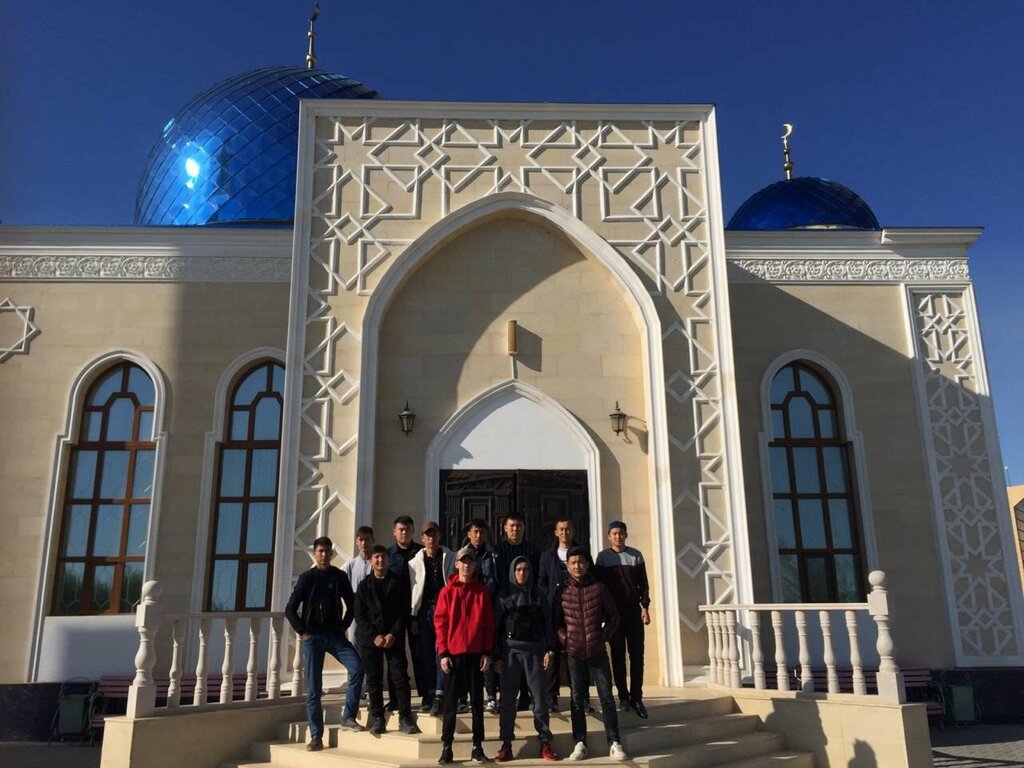 Yüksekokul Kyzylorda Higher Multidisciplinary College, Kızılorda, foto