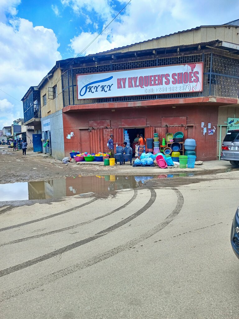 Ayakkabı mağazaları Aonga Trading, Lusaka, foto