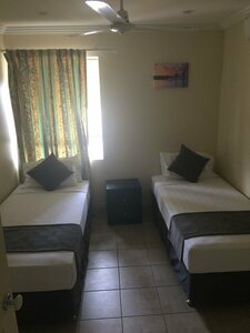 Cairns Golf Course Apartment (Queensland, City of Cairns, White Rock), otel  Cairns'ten