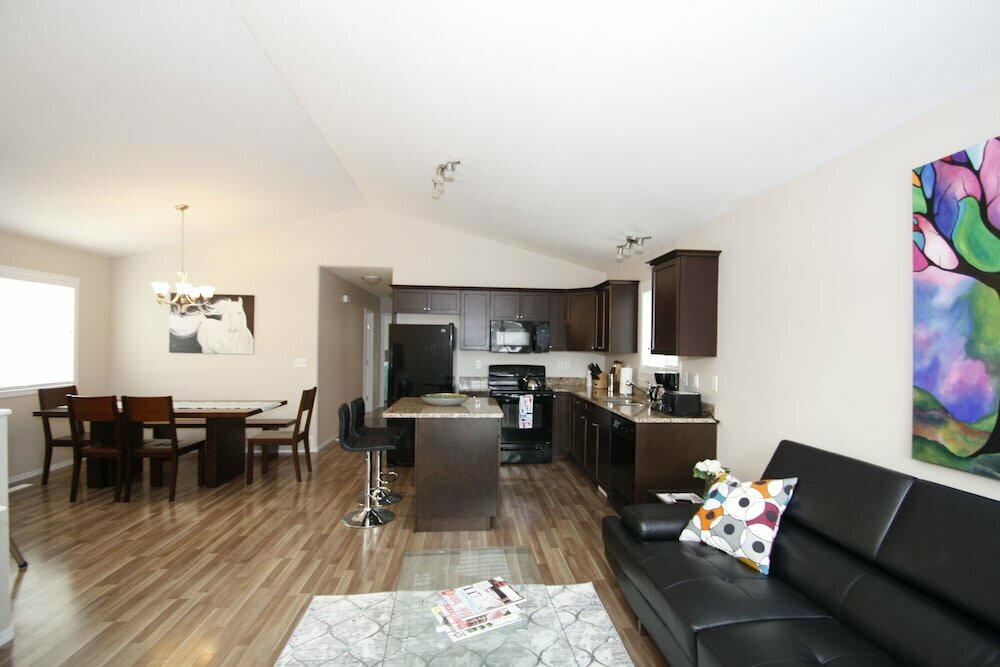 Otel Hampton 3bd 2br near Airport, Saskatoon, foto