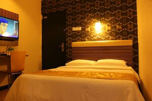 Clover Hotel (Johor, Jalan Nusaria 6), otel