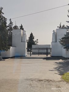 Staroye Cemetery (Krasnodar Territory, Temryuk, Staroye Cemetery), mezarlıklar  Temriuk'tan