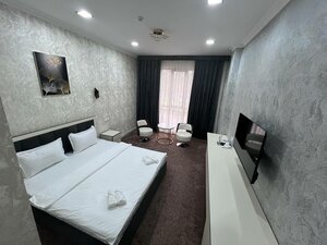 Almir Avenue (Tashkent, Zargarlik Street), otel  Taşkent'ten