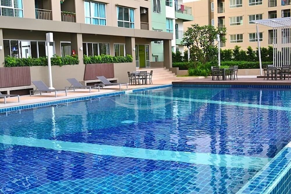 Otel Lumpini Ville Pattaya Pool Gym, Pattaya, foto