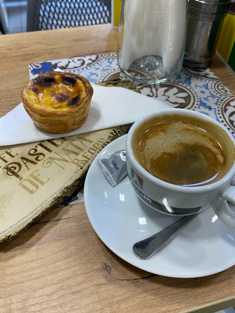 Kafe Pastel de nata, Belgrad, foto