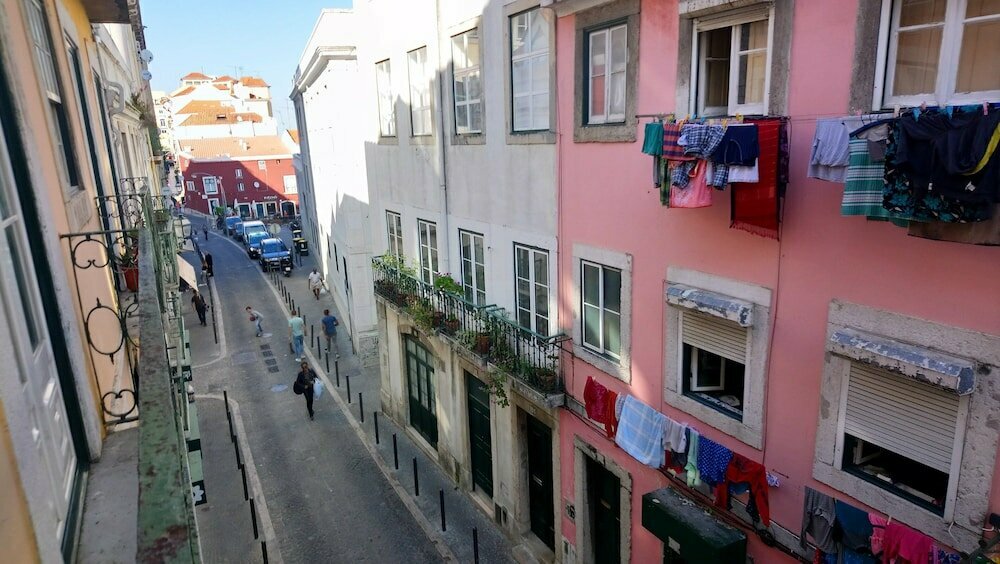 Otel Apartment With Yard in Alfama, Lizbon, foto