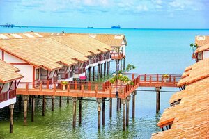 Crystal Private Water Chalet (Negeri Sembilan, Jalan Seremban-Tampin), otel  Dünya'dan