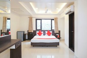 Oyo 3452 Hotel Coconut Grove (State of Maharashtra, Pune, Moledina Road), otel  Pune'den