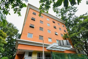Oyo 18803 Smart Inn (State of Maharashtra, Pune), otel  Pune'den