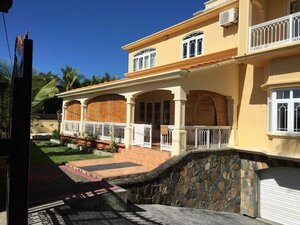 Villa Sarbel (Blu Bey, Rue des Daurados), otel  Mauritius'tan