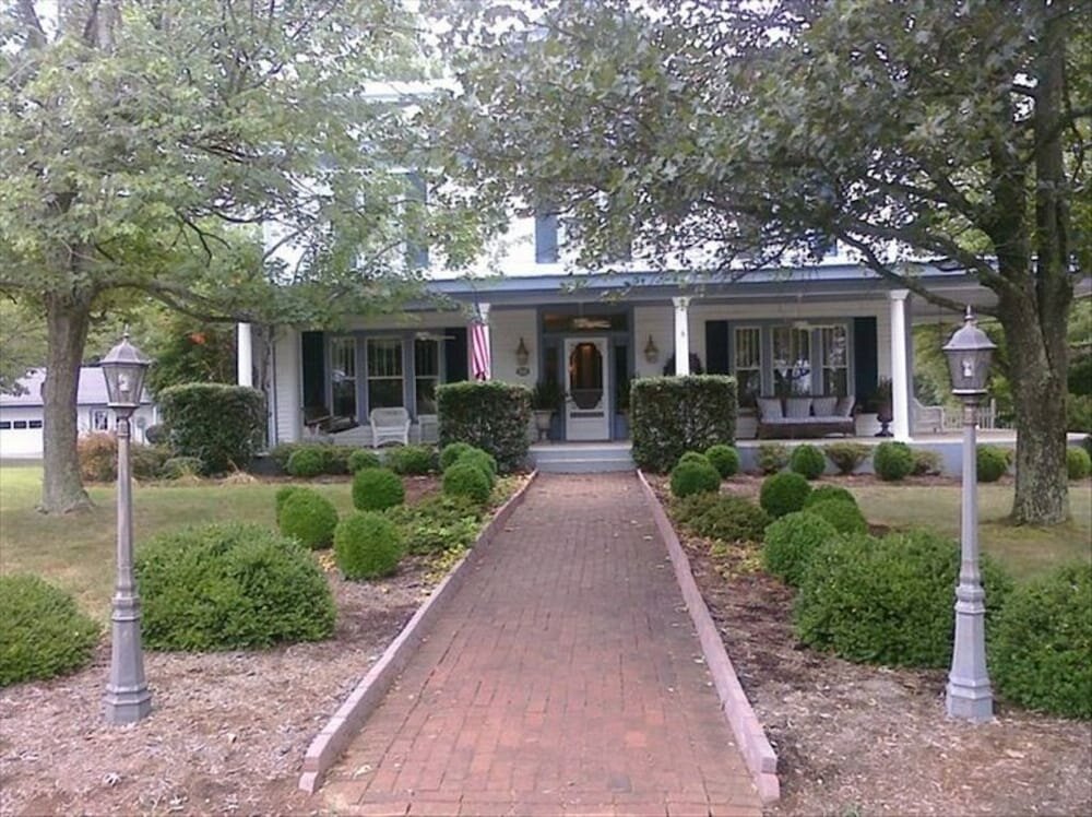 Otel 7 Bedroom Manor near Appomattox & Lynchburg, Virginia, foto