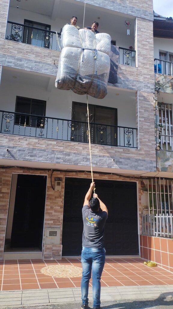 Taşımacılık hizmetleri Rapy Mudanzas, Medellin, foto