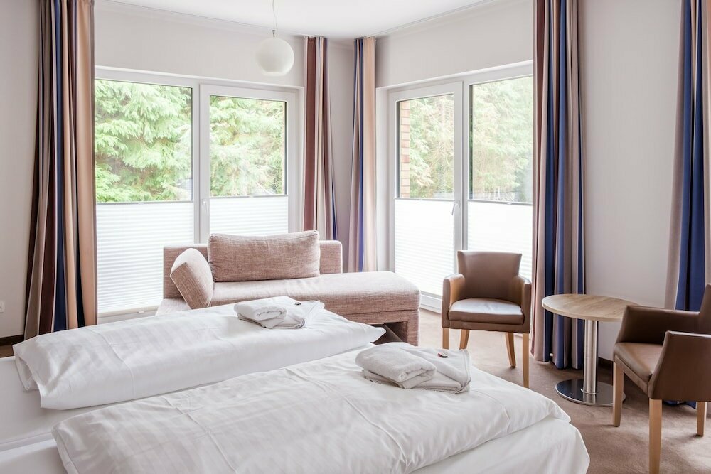 Otel Hotel zur Ostsee, Mecklenburg‑Vorpommern, foto