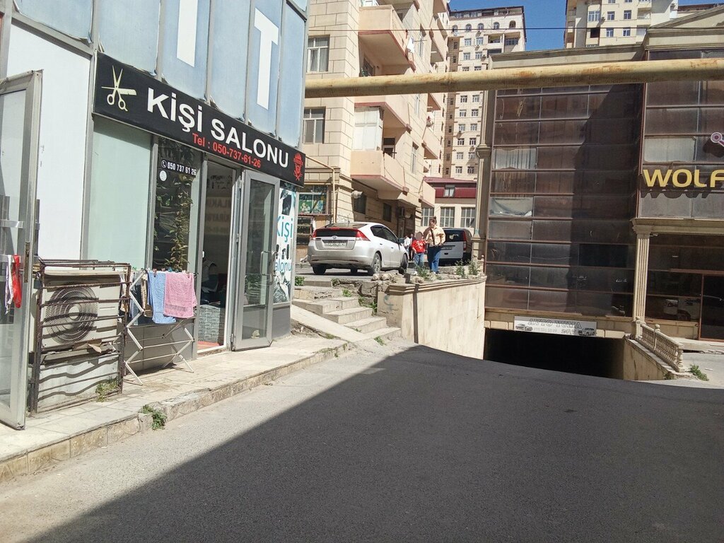 Kuaförler Bərbərxana, Bakü, foto