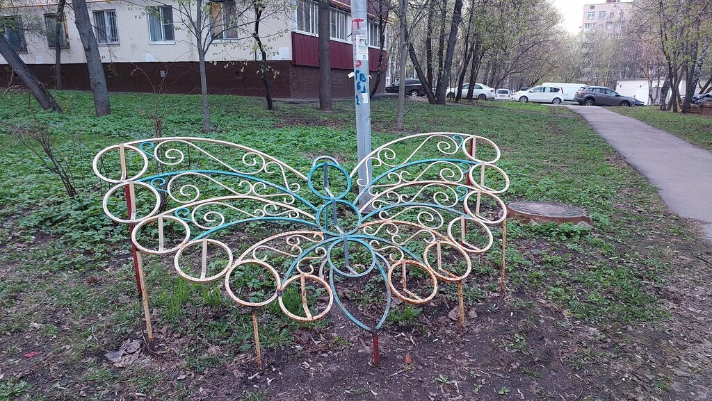 Park, sokak heykeli Бабочка, Moskova, foto