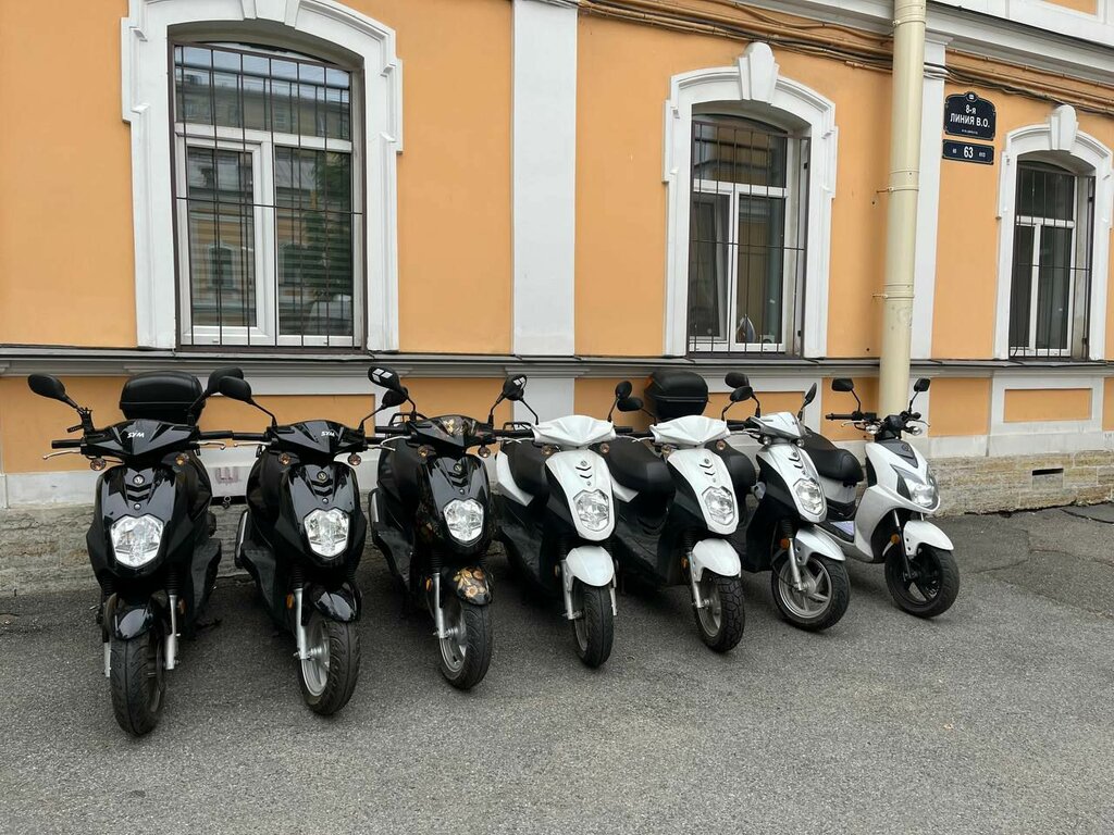 Kiralama noktası Arenda Scootera, Saint‑Petersburg, foto