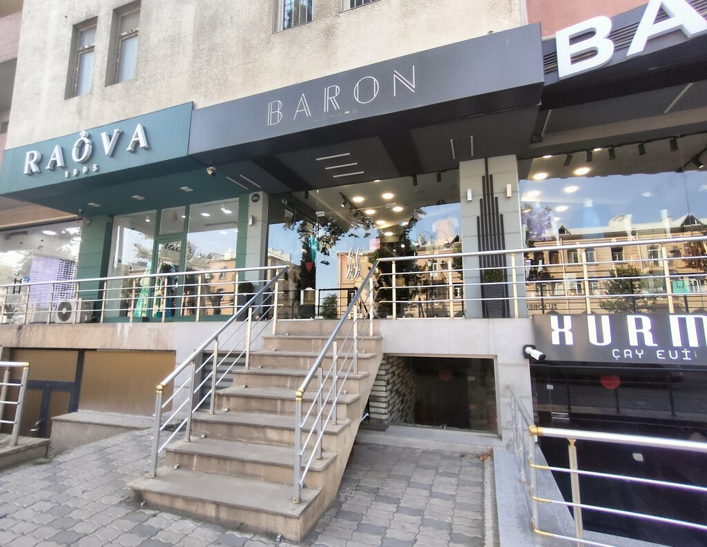Giyim mağazası Baron, Gence, foto