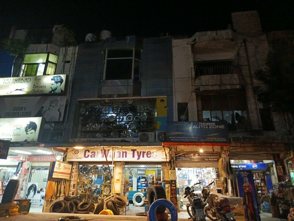 Otomobil yedek parçaları Tokyo Ac auto electrician, Islamabad, foto