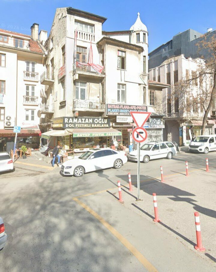 Dikiş ve örgü makinaları Emre Makina, Ankara, foto