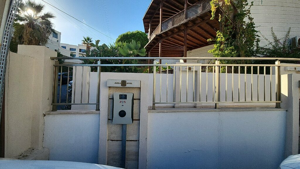 Elektrikli oto şarj istasyonları Zes - Bodrum Mavi Kumsal Otel, Bodrum, foto