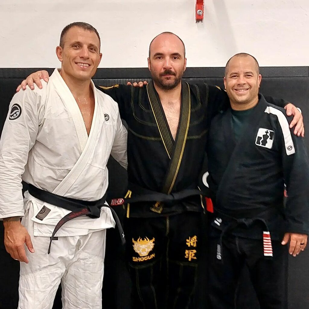 Artık faal değil: çok amaçlı spor tesisleri The Last Round Hq ...