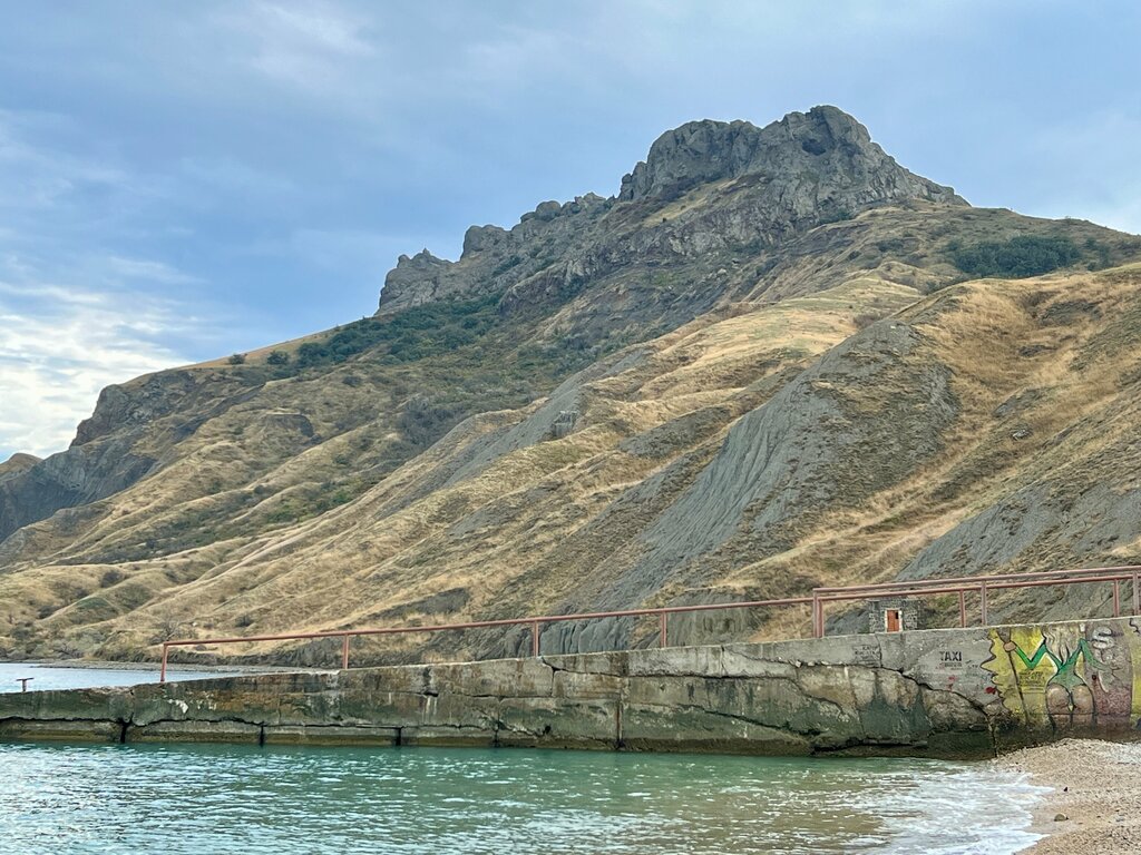 i̇skele Причал 208, Kırım Cumhuriyeti, foto