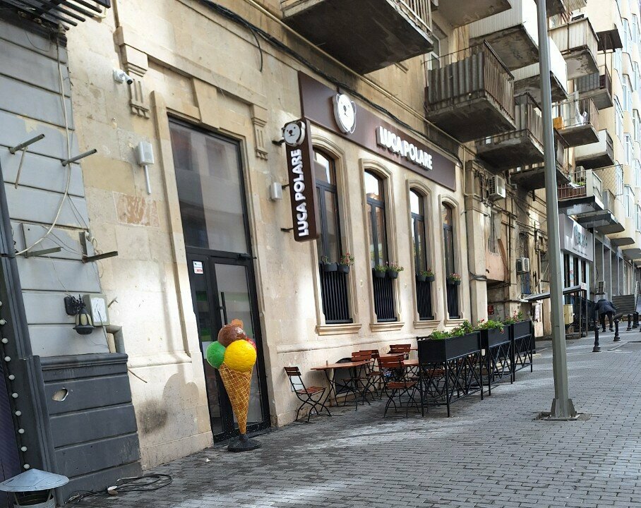 Kahve dükkanları Luca Polare, Bakü, foto