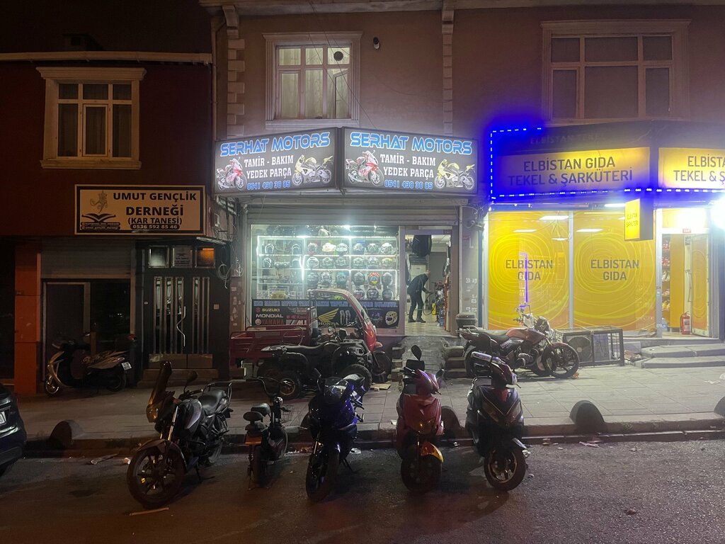 Motosiklet yedek parçaları Serhat Motors, Arnavutköy, foto