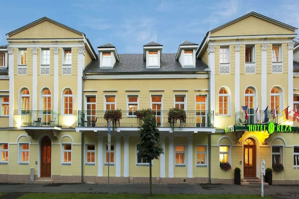 Otel Hotel Reza, Karlovy Vary Bölgesi, foto