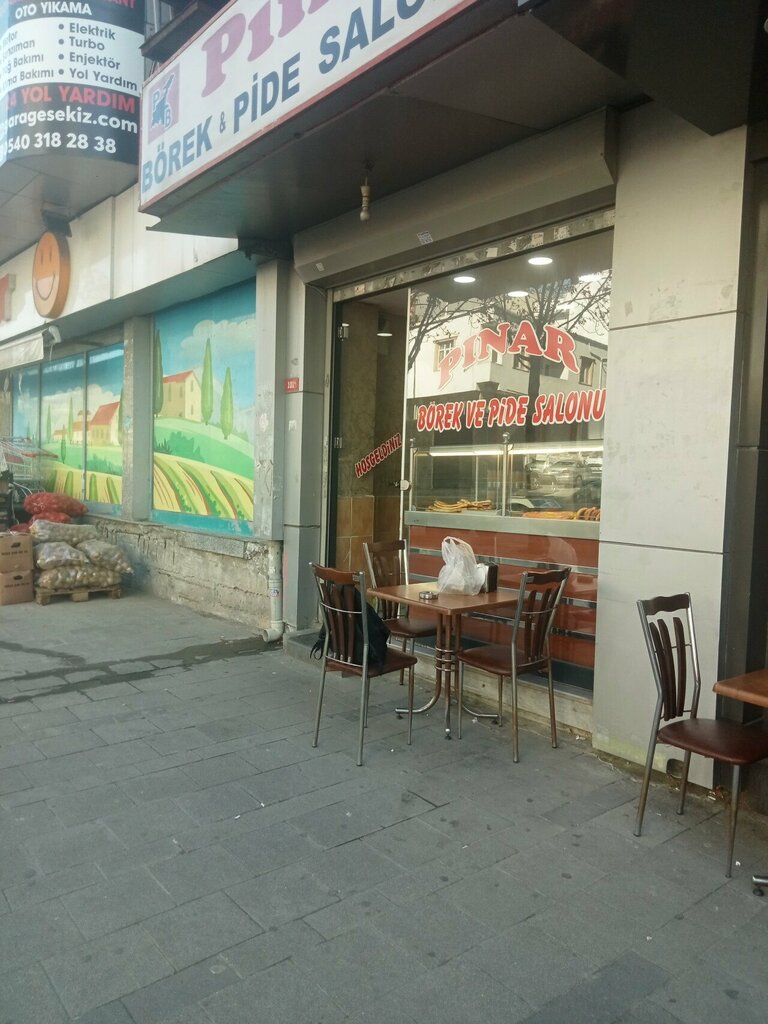 Kafe Pınar Börek ve Pide Salonu, İstanbul, foto