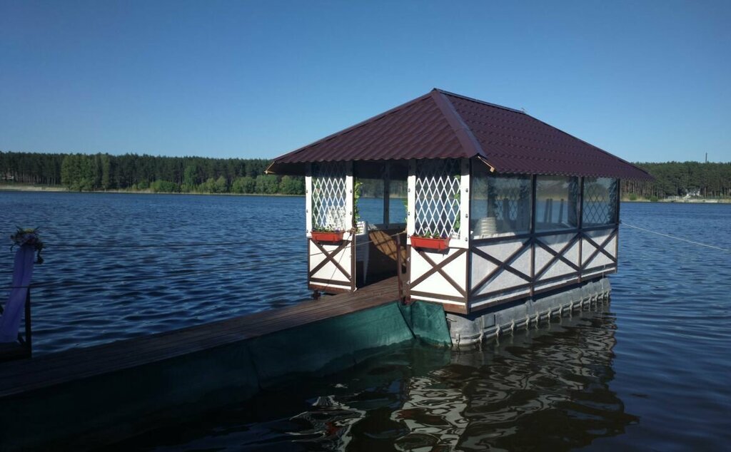 Çardak Беседка на воде, Yekaterinburg, foto