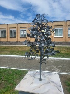 Дерево дел (Moscow Region, Shatura, Sportivnaya Street), park, sokak heykeli  Şatura'dan