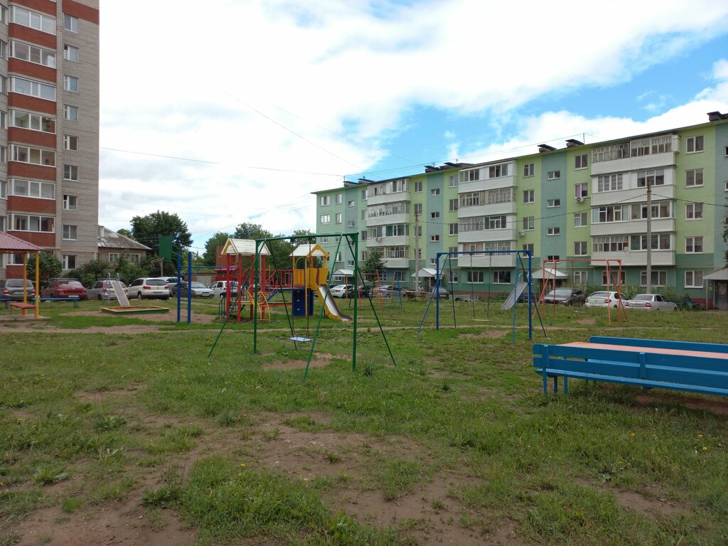Oyun alanı Playground, Neftekamsk, foto