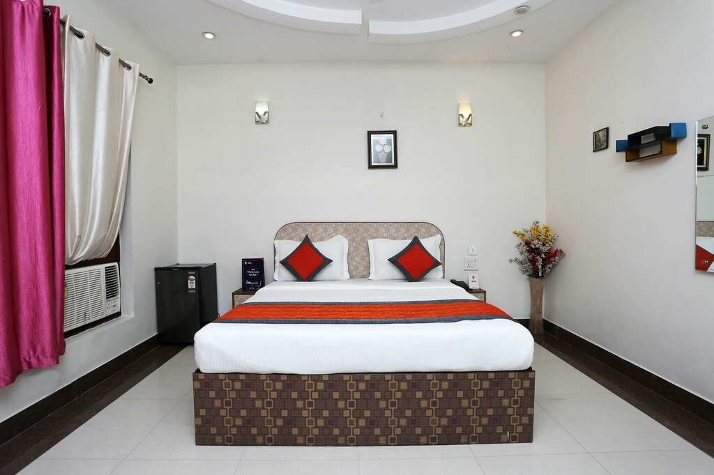 Otel Collection O 28453 Silver Line 2, , foto