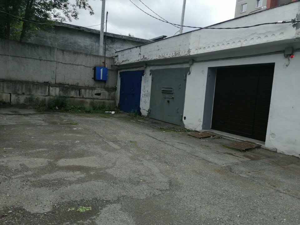 Araç camlarının renklendirilmesi Avto-tyuning, Nijni Tagil, foto