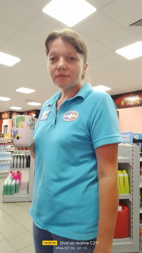Benzin istasyonu Pskovnefteprodukt, Pskovskaya oblastı, foto