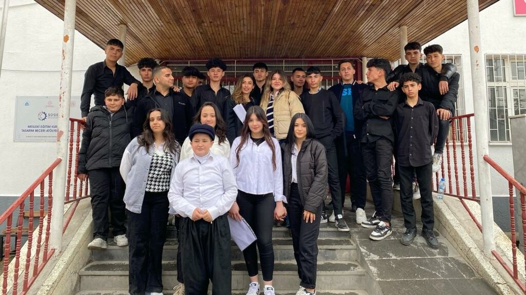 Lise Yavuz Selim Mesleki Ve Teknik Anadolu Lisesi, Elbistan, foto